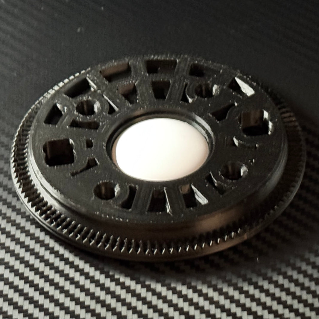 Snowboard AirTag Binding Disc - @Snowboardtag Chipolo Tile Smart Tag